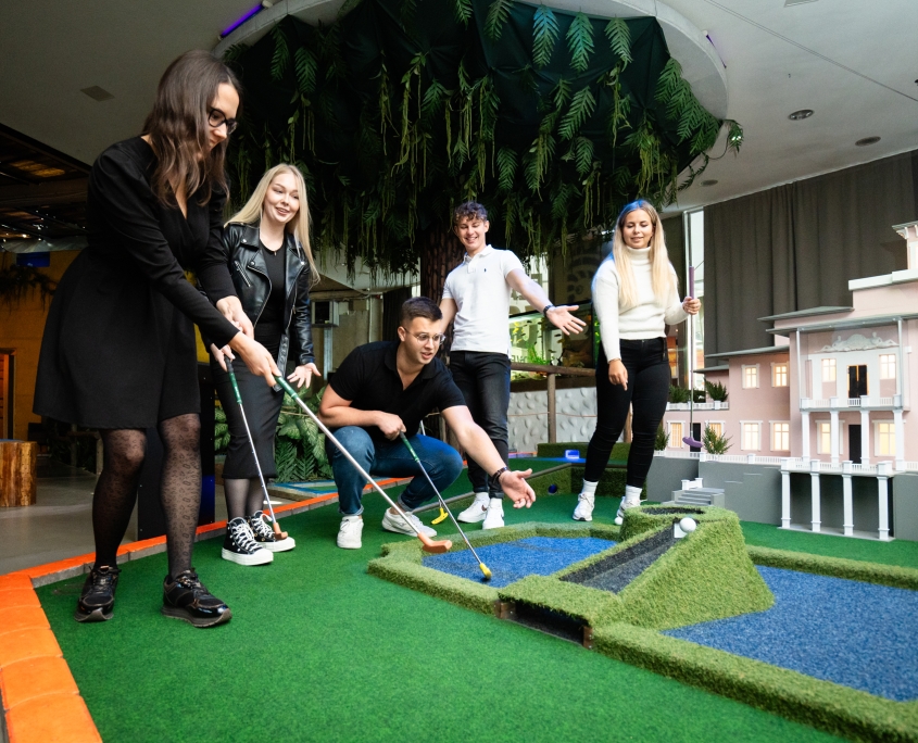 Where to play mini golf in Tallinn? - Elamusgolfikeskus